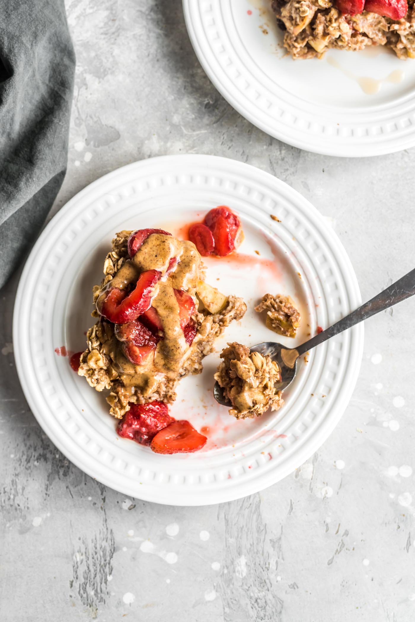 Apple Cinnamon Baked Oatmeal - Running on Real Food