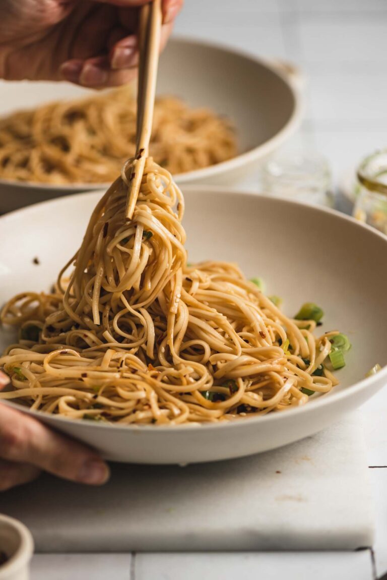 Spicy Garlic Chili Oil Noodles - Running on Real Food